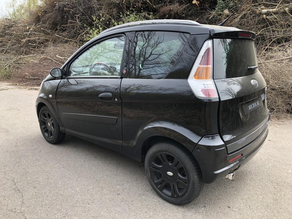 Blinto - Mopedbil - Microcar MGO mopedbil